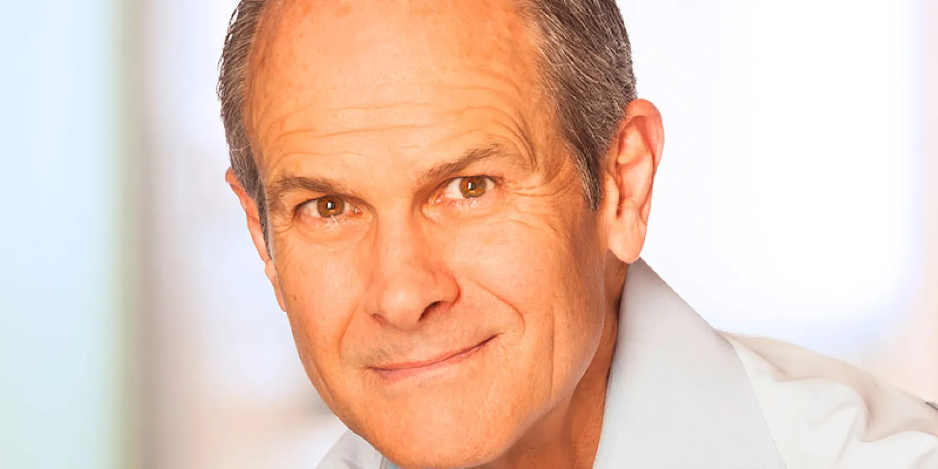 Geoff Colvin | HiCue Speakers
