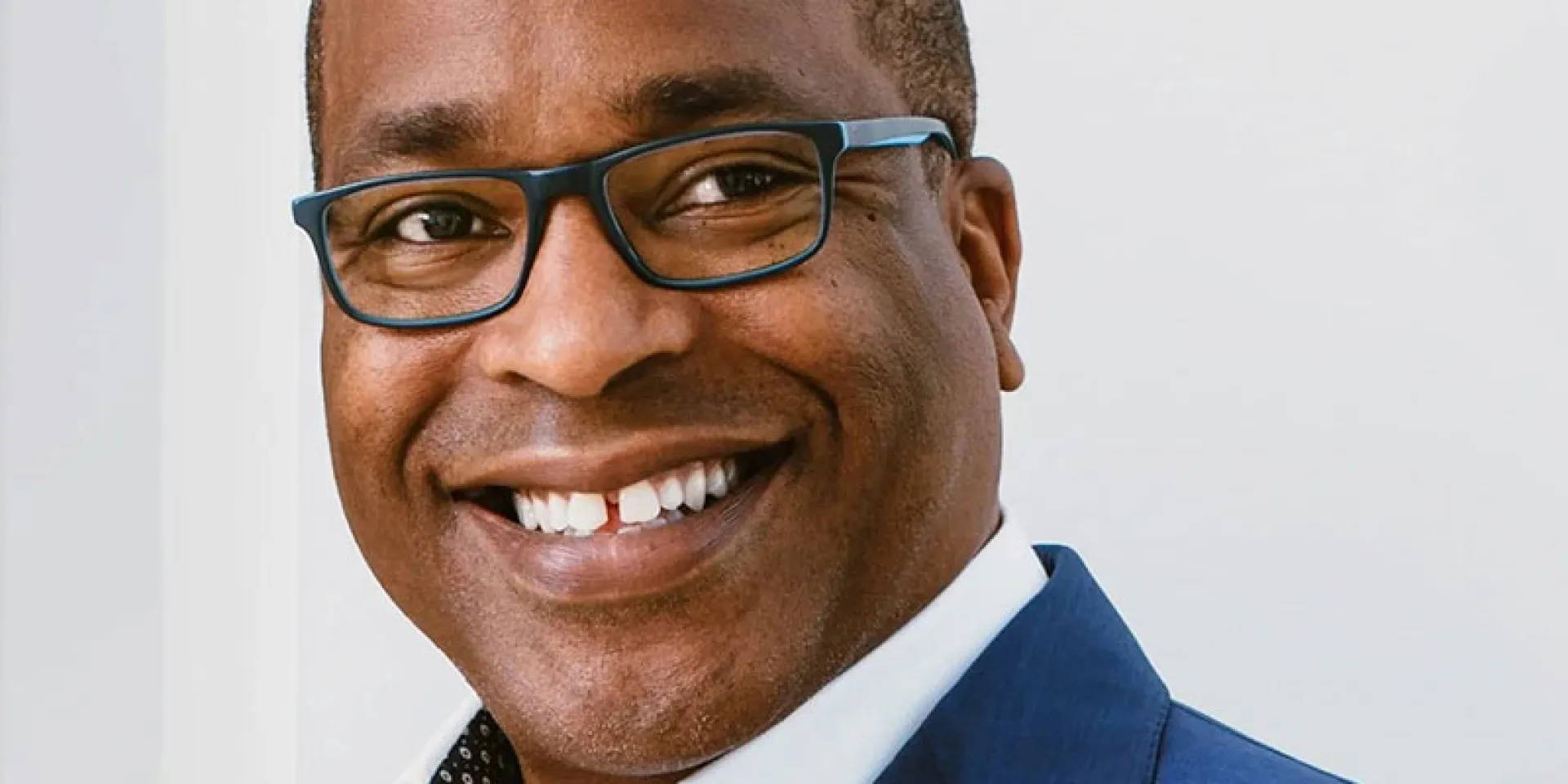 Michael C. Bush | HiCue Speakers