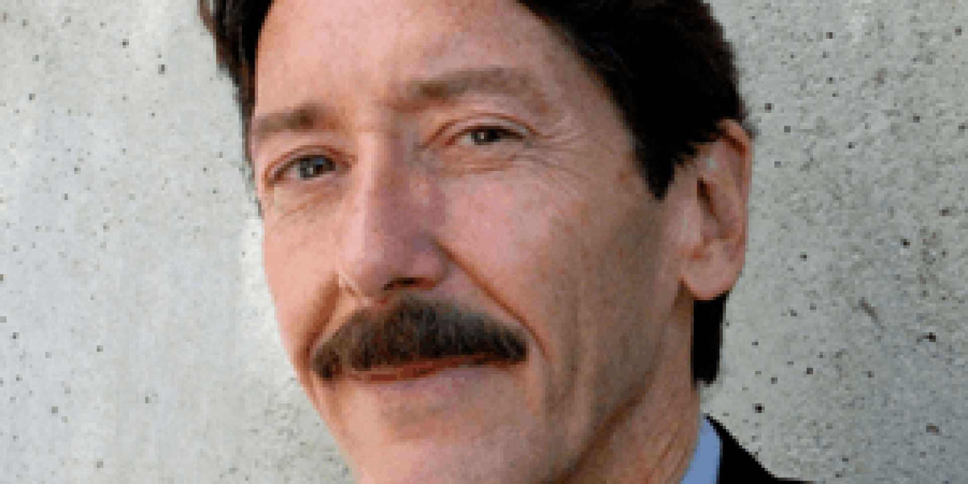 Robert Cervero | HiCue Speakers